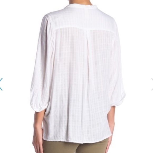 Elan | Tops | Elan Top | Poshmark